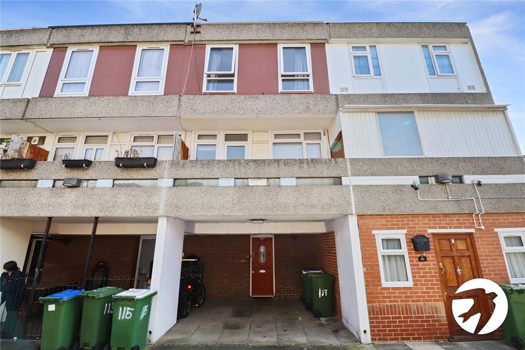 Holstein Way, Erith, DA18 3 bed terraced house for sale - £250,000
