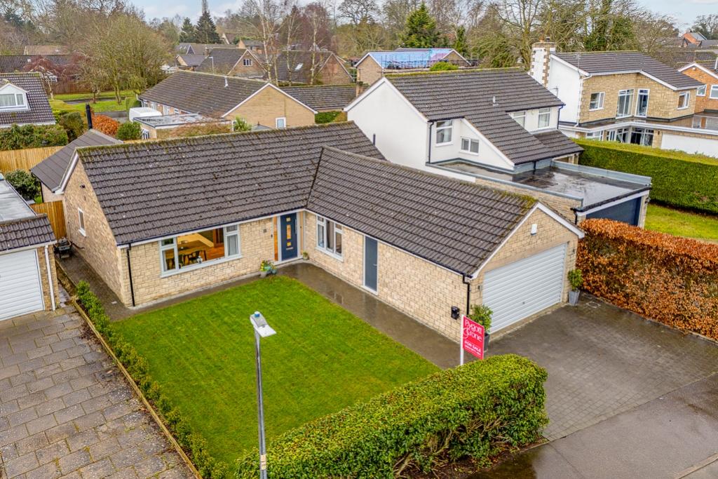 Sibthorpe Drive, Sudbrooke, Lincoln... 3 bed detached bungalow - £400,000