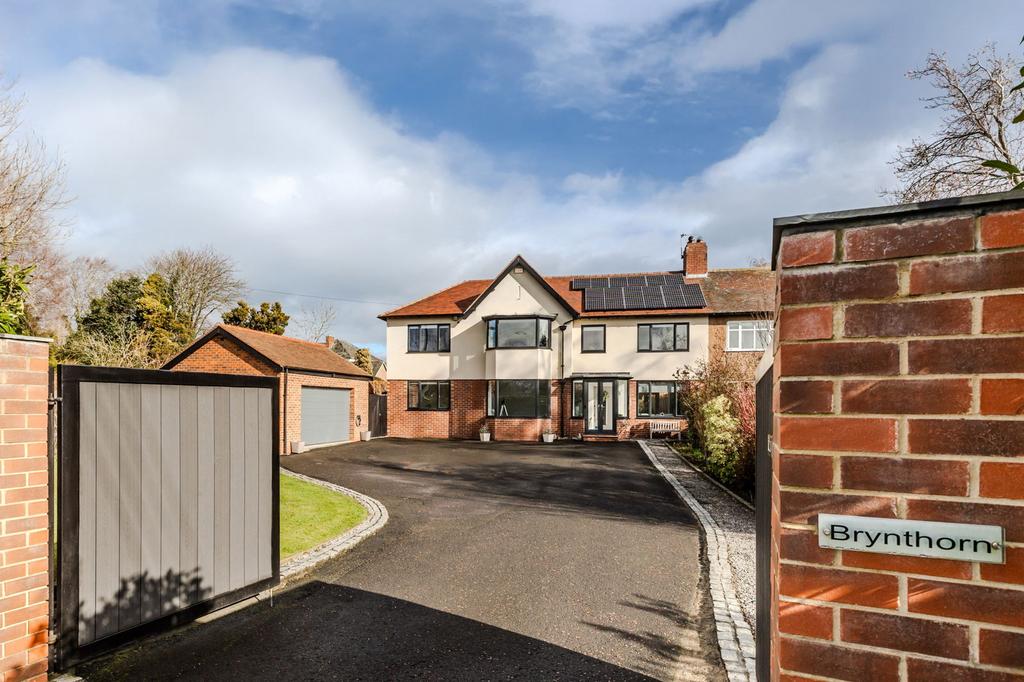 Holeyn Hall Road, Wylam NE41 5 bed semi-detached house - £865,000