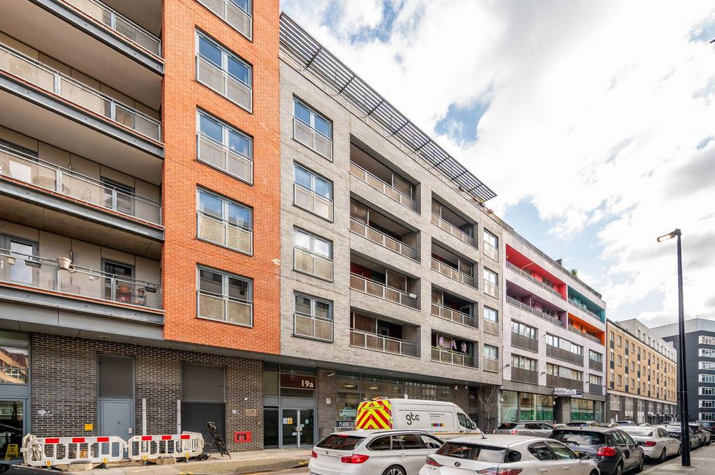 Jacobs Court, Plumbers Row... 1 bed flat for sale - £300,000
