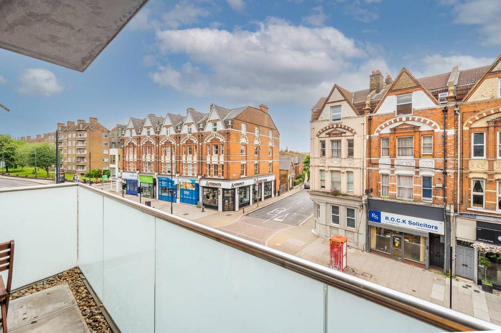Oldridge Road, Balham, London, SW12 2 bed flat for sale - £575,000