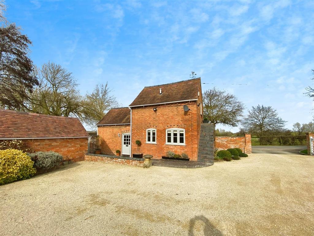 Admington, Shipston-on-Stour 2 bed cottage - £1,150 pcm (£265 pw)