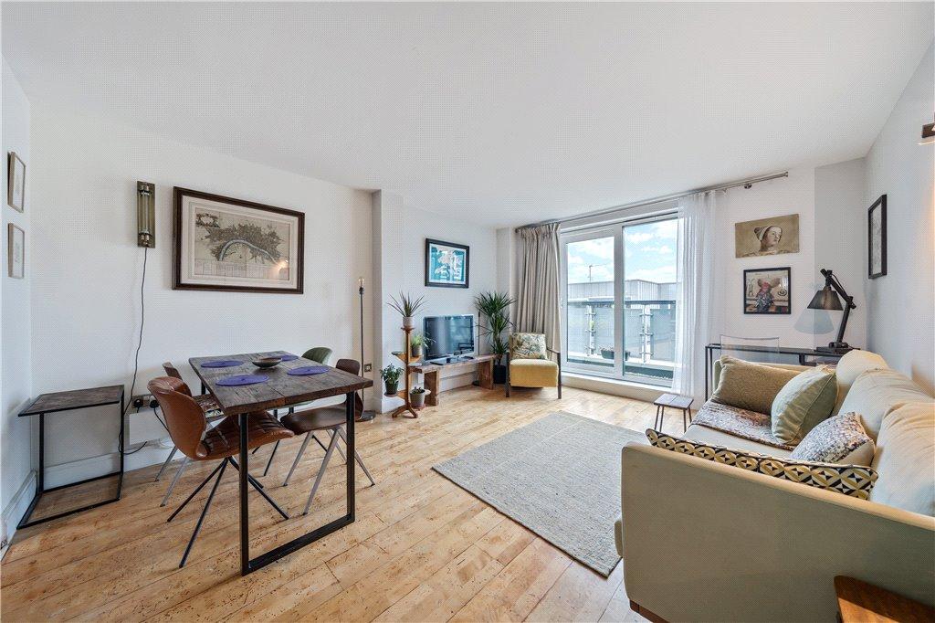 Royal Oak Yard, London, SE1 2 bed apartment - £750,000