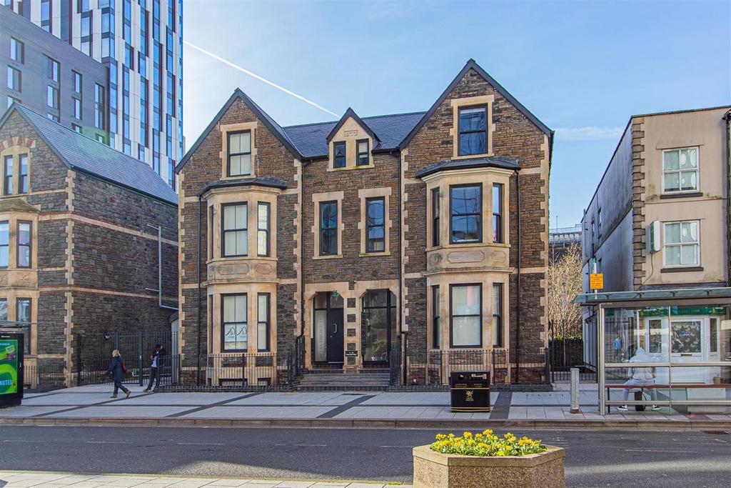 Churchill Way, Cardiff CF10 1 bed flat to rent - £1,000 pcm (£231 pw)