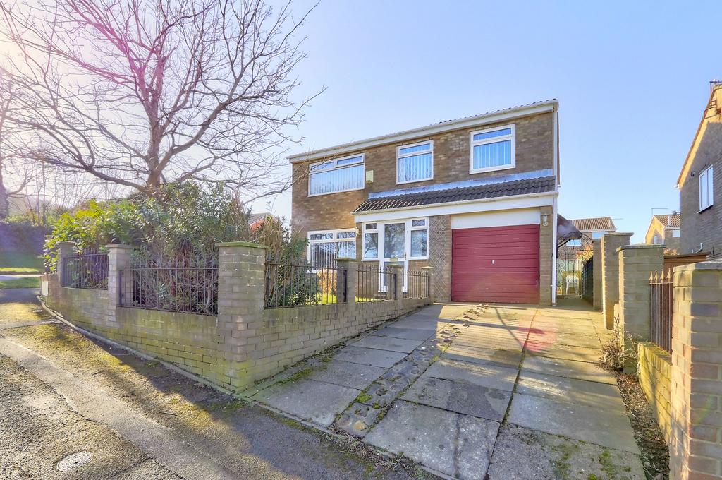 Wychgate, Middlesbrough, TS6 4 bed detached house - £245,000