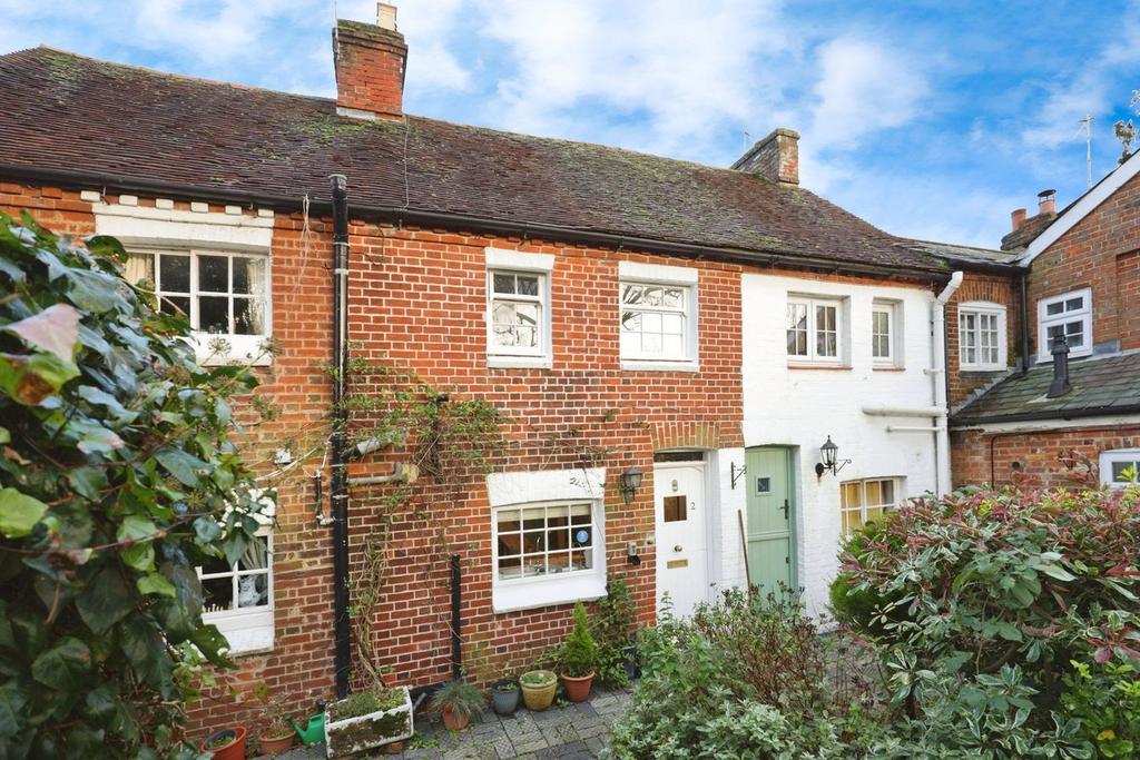 Townfield Lane, Chalfont St Giles HP8 2 bed terraced house - £410,000