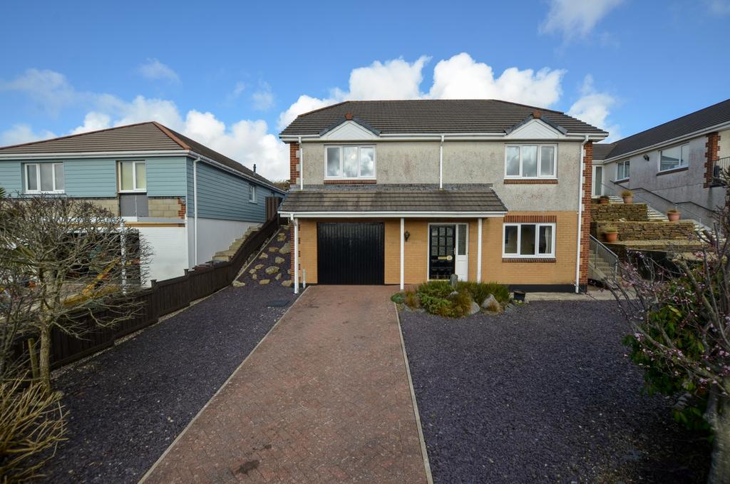 42 Scarletts Well Park, Bodmin, PL31 2RF 4 bed detached house for sale ...