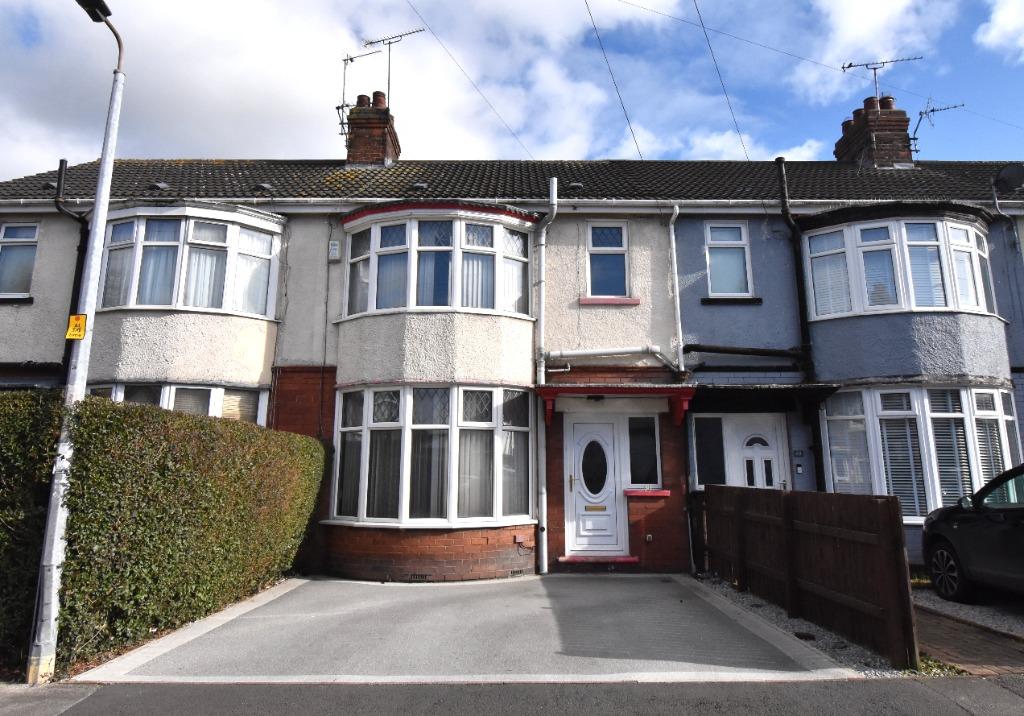 Lake Drive, Hull, HU8 4 bed terraced house - £875 pcm (£202 pw)