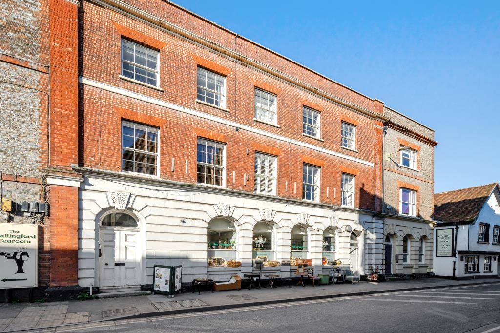 High Street, Wallingford, OX10 1 bed flat - £1,000 pcm (£231 pw)