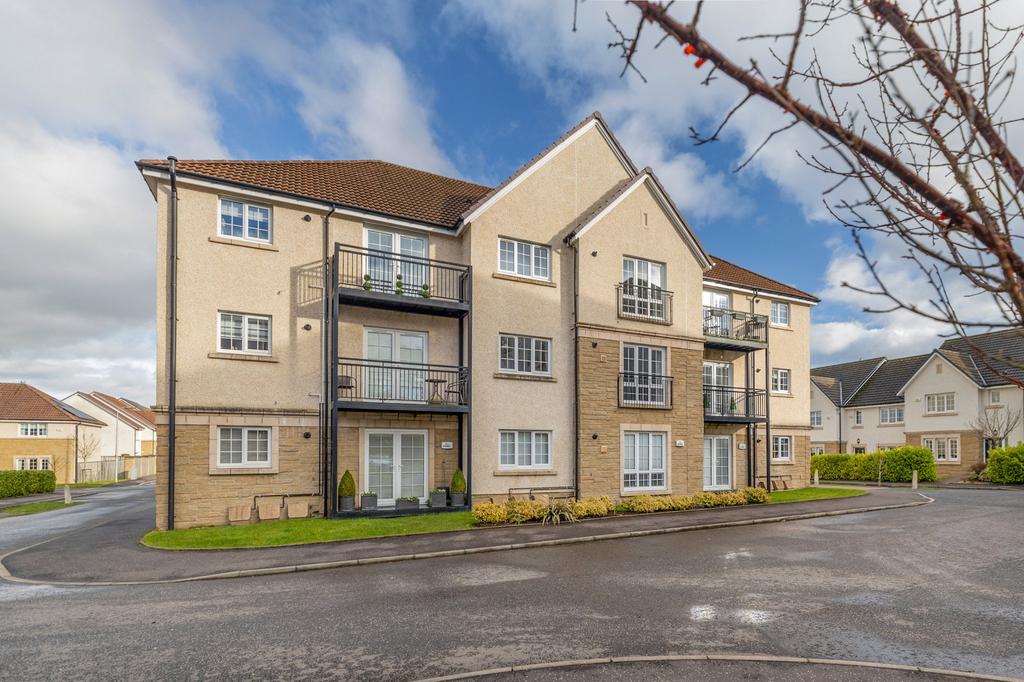 Alexander Grove, Bearsden 1 bed apartment - £175,000
