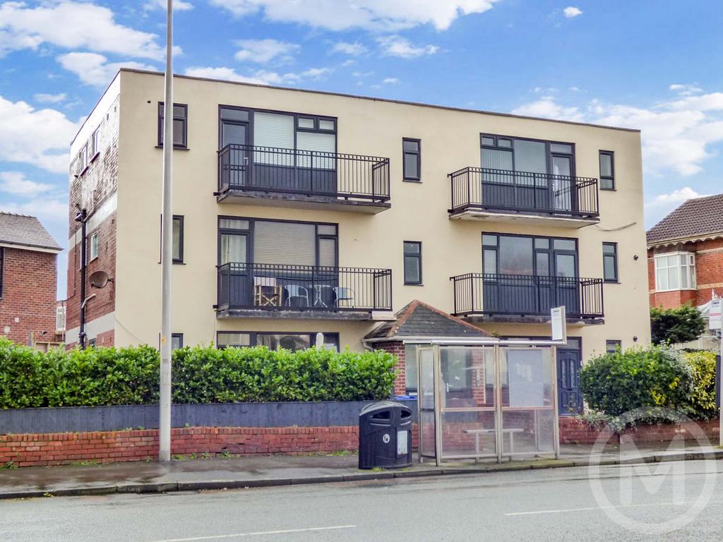Whitegate Drive, Blackpool 2 bed apartment for sale - £59,950