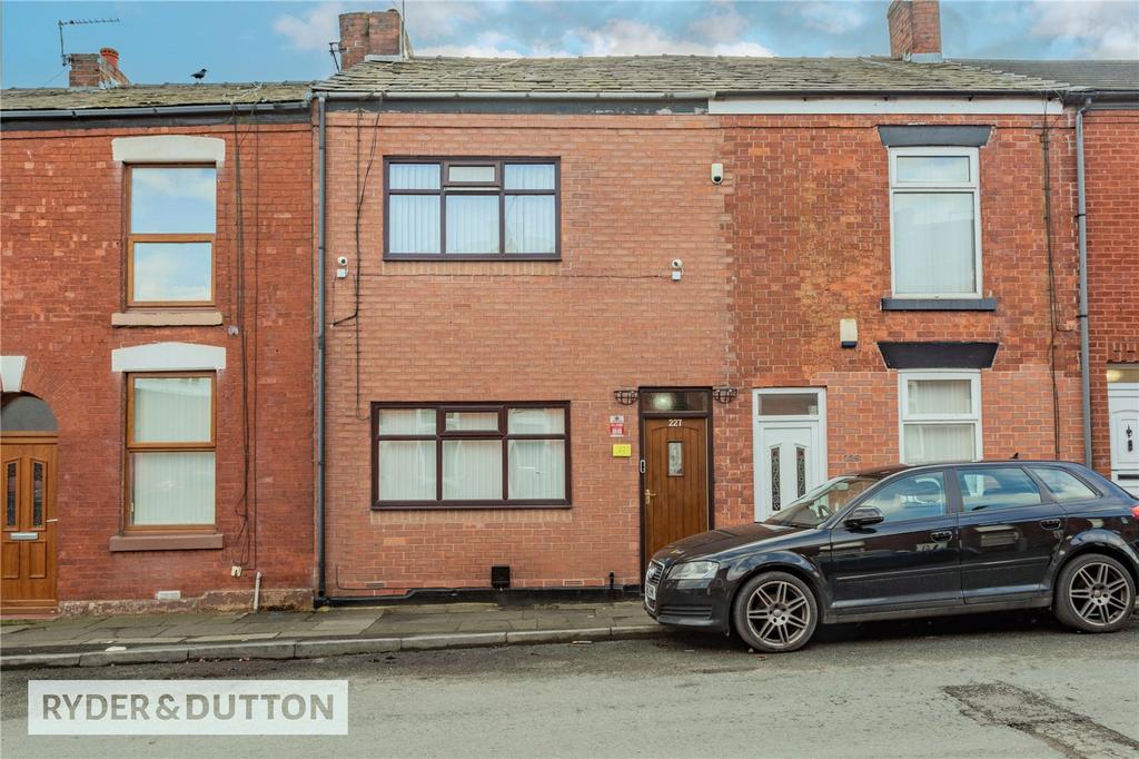 Curzon Road, Ashton-under-Lyne... 2 bed terraced house for sale - £160,000