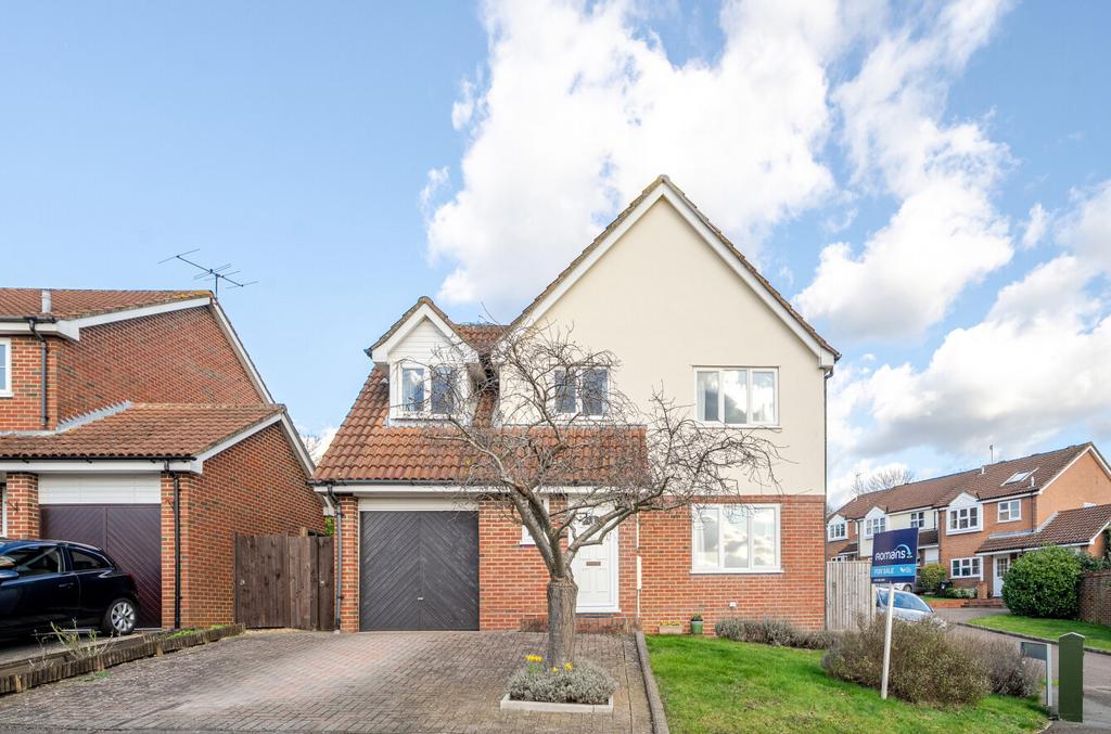 Finbeck Way, Lower Earley, Reading 4 bed detached house - £550,000