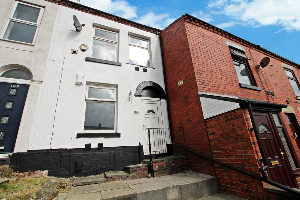 Bolton Road, Kearsley, BL4 2 bed terraced house to rent - £825 pcm (£ ...