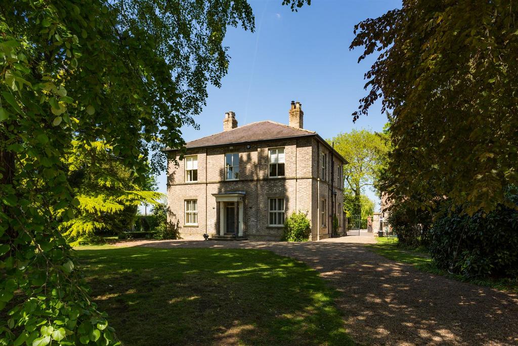Full Sutton Hall, York 5 bed house for sale - £1,250,000