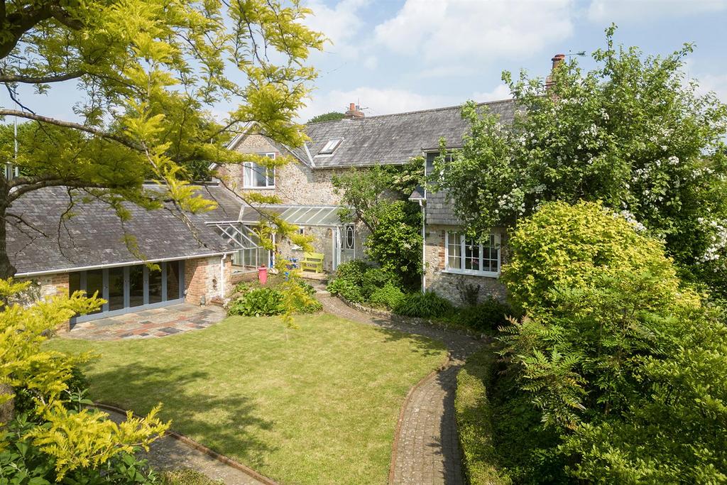 Stoney Lane, Axminster 4 bed semi-detached house - £585,000