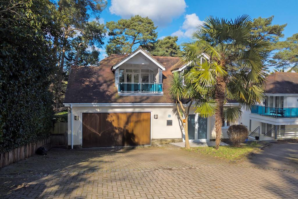 Pinewood Road, Ringwood BH24 5 bed detached house for sale - £825,000
