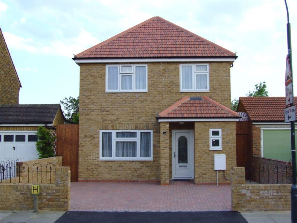 Ditton Road, Bexleyheath, DA6 3 bed detached house - £1,800 pcm (£415 pw)