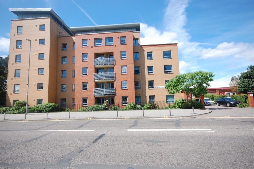 Pinetree Court 1 bed apartment - £1,200 pcm (£277 pw)