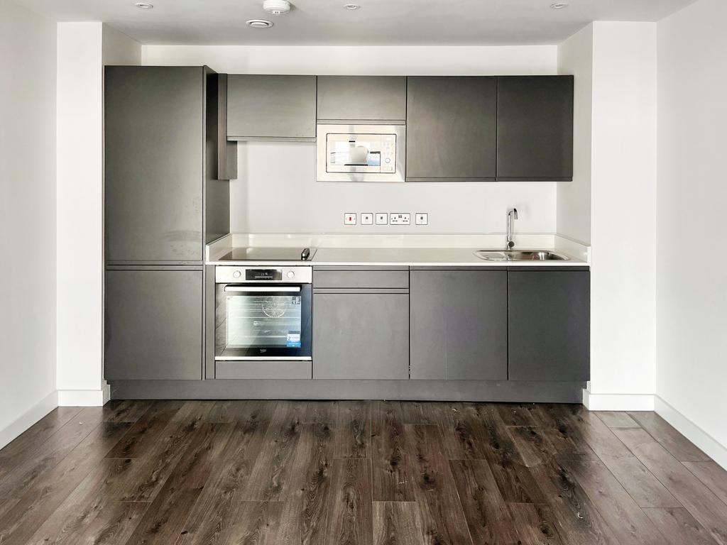 Commerce Quay, Manchester, M5 2 bed flat - £1,140 pcm (£263 pw)