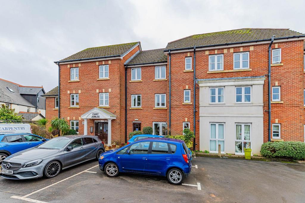 Plymouth Road, Penarth 1 bed retirement property - £875 pcm (£202 pw)