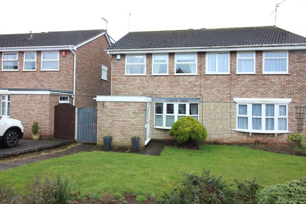 Digby Road, Kingswinford DY6 3 bed semi-detached house for sale - £265,000