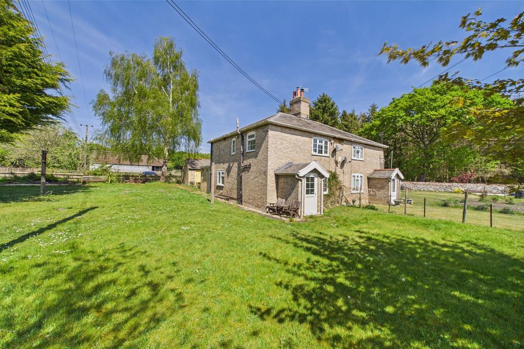 Wretham, Thetford, IP24 3 bed semi-detached house for sale - £315,000