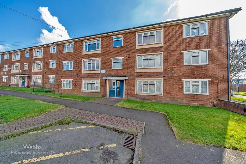 Surrey Walk, Walsall WS9 2 bed flat - £120,000