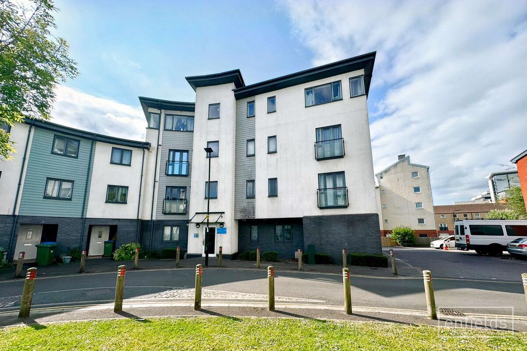 Southampton SO14 2 bed apartment - £150,000