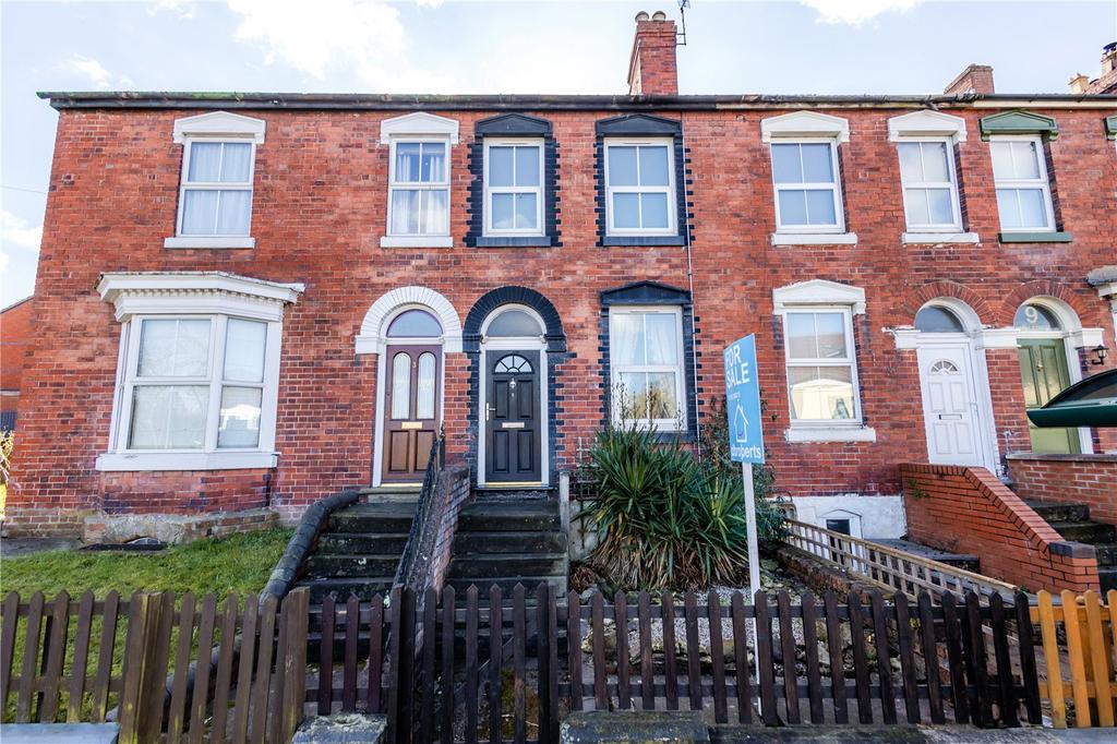 High Street, Hadley, Telford... 2 bed terraced house for sale - £189,950