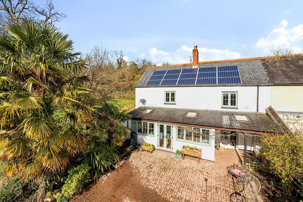 Morebath, Nr Bampton, Devon, EX16 3 bed semi-detached house for sale ...