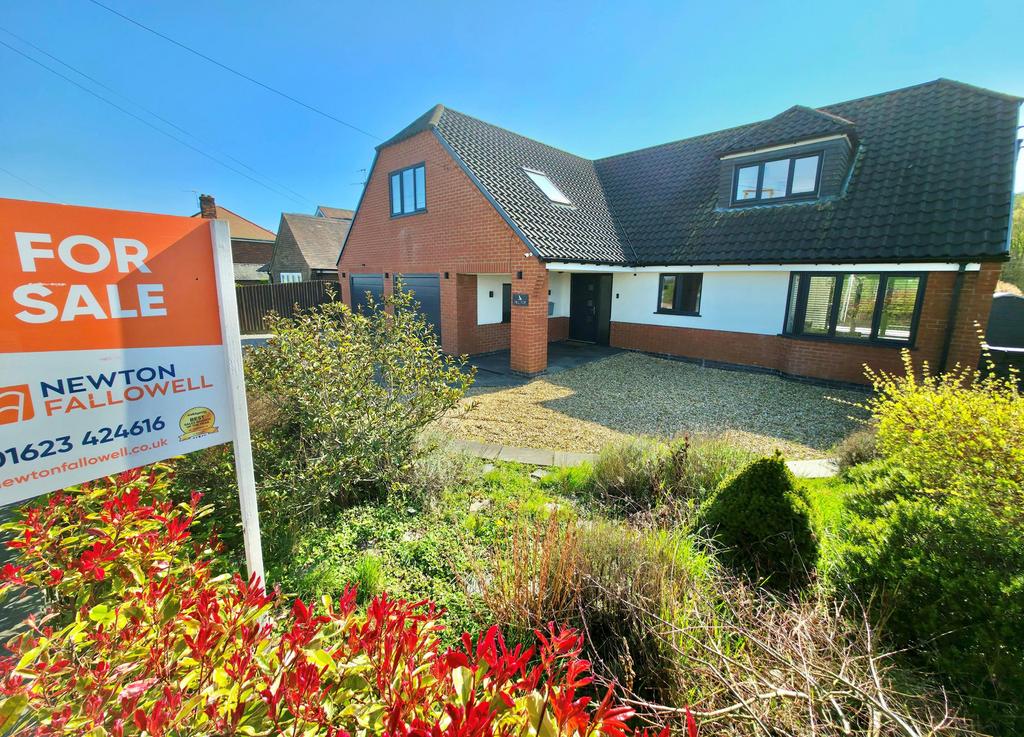 Northfield Avenue, Mansfield, NG19 4 bed detached house for sale - £610,000