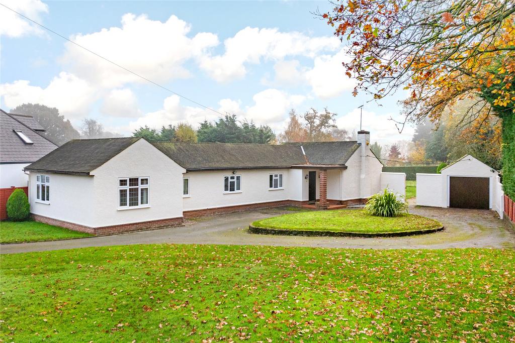 Overstone Road, Sywell, Northampton... 3 bed bungalow for sale - £650,000