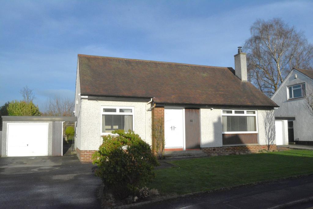 Broomage Park, Larbert, FK5 3 bed detached bungalow - £285,000