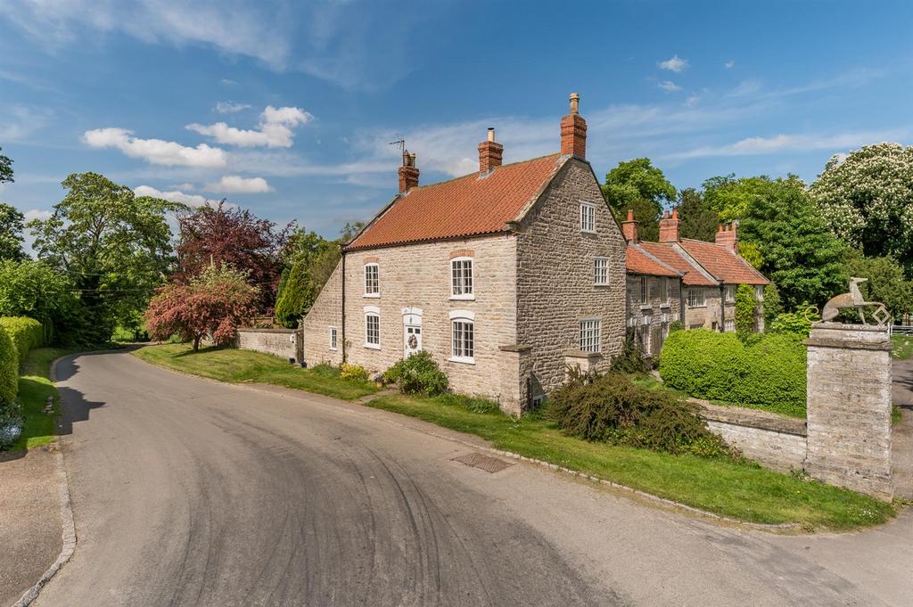 Norcliffe House, Langton, Malton... 5 bed detached house for sale - £ ...