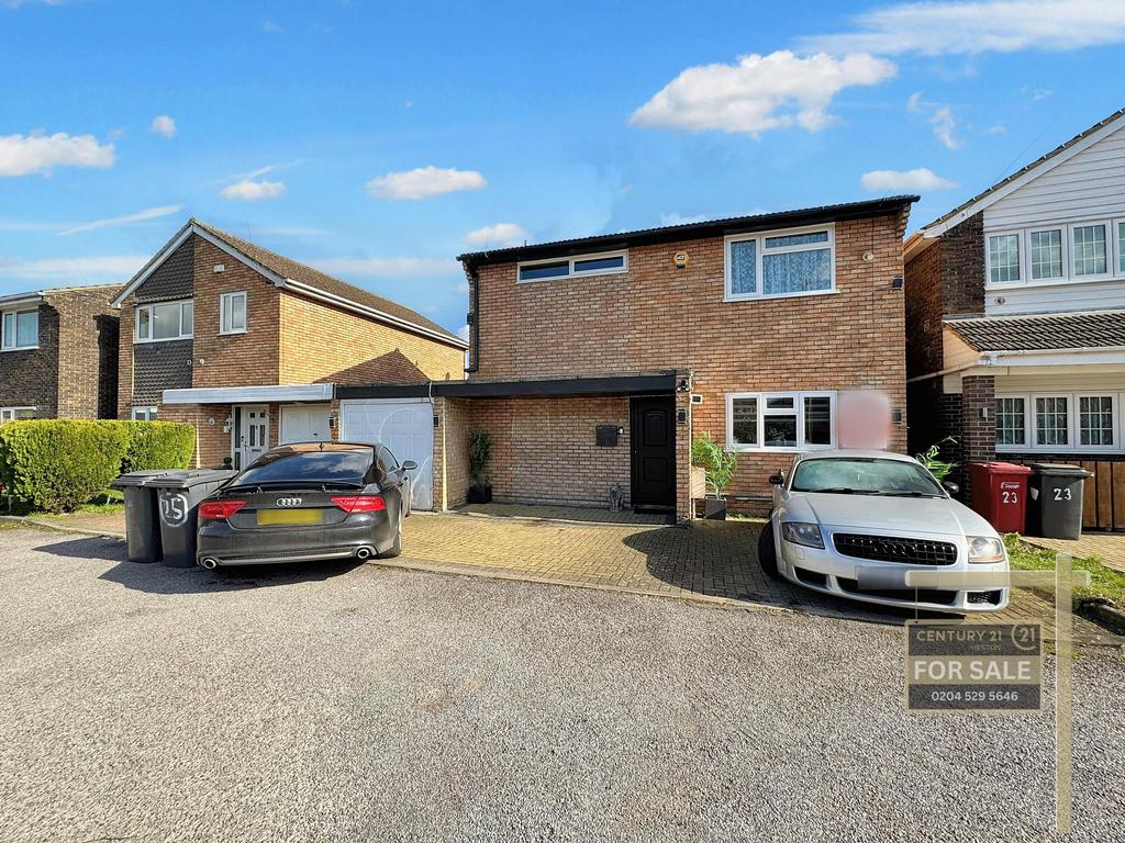 Sherborne Close, SLOUGH SL3 4 bed detached house for sale - £675,000
