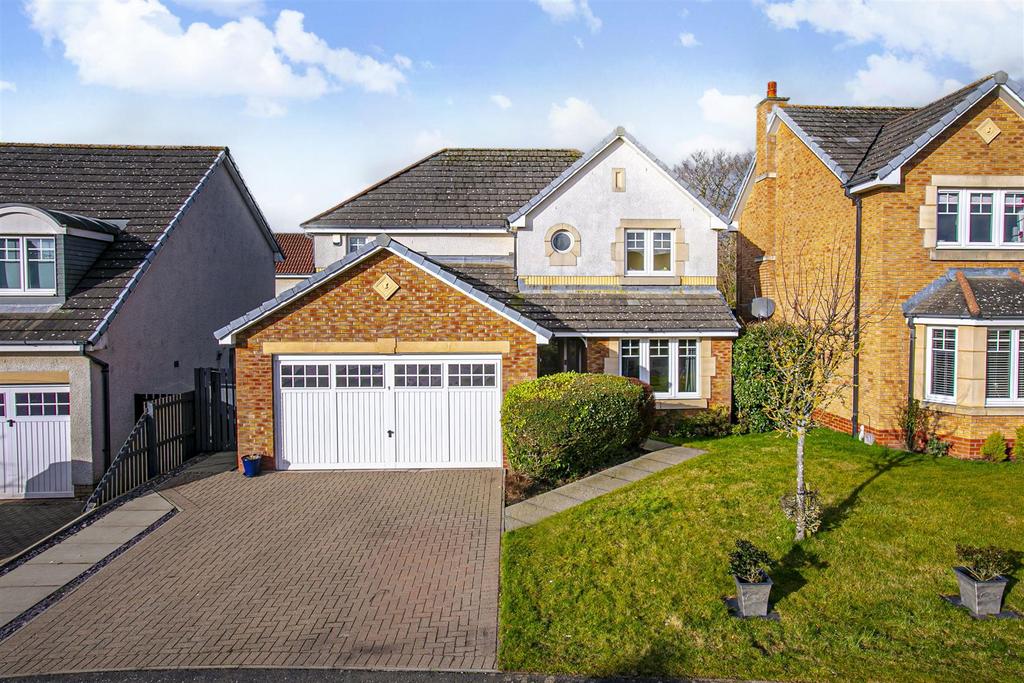 9 Beauly Crescent, Dunfermline, KY11 8GW 5 bed detached house for sale - £385,000