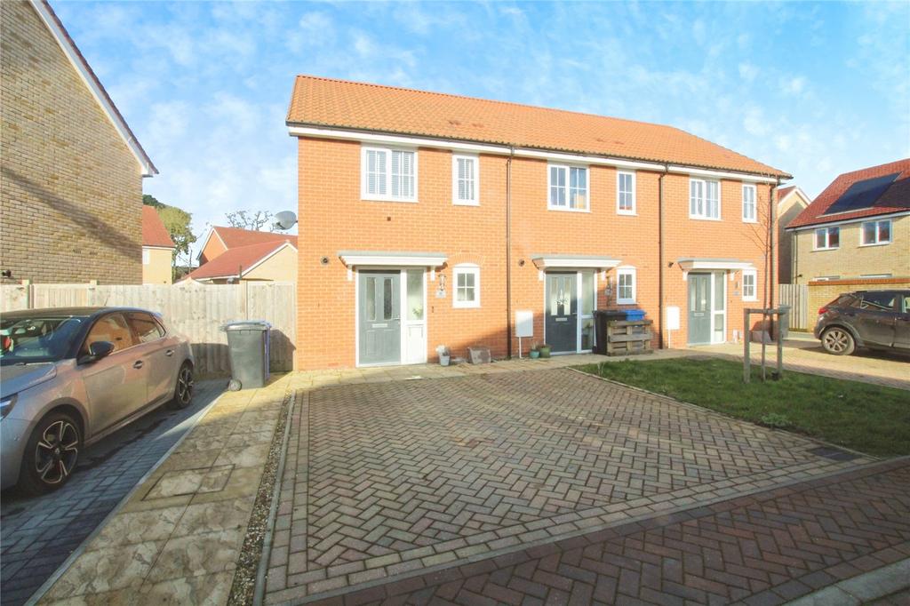 Gipping View Road, Sproughton, Ipswich 2 bed end of terrace house - £ ...