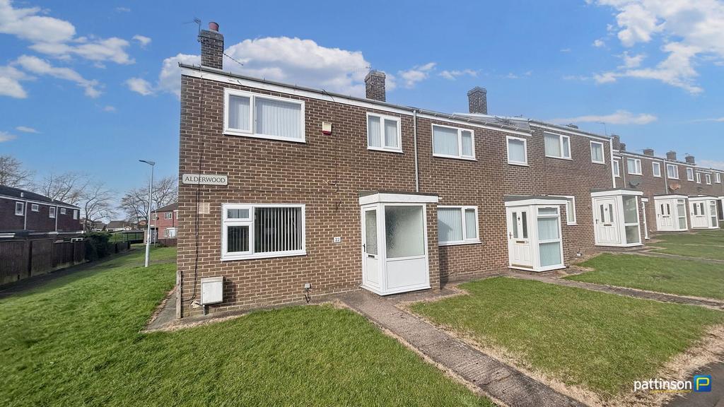 Alderwood, Ashington, Northumberland... 2 bed terraced house - £110,000