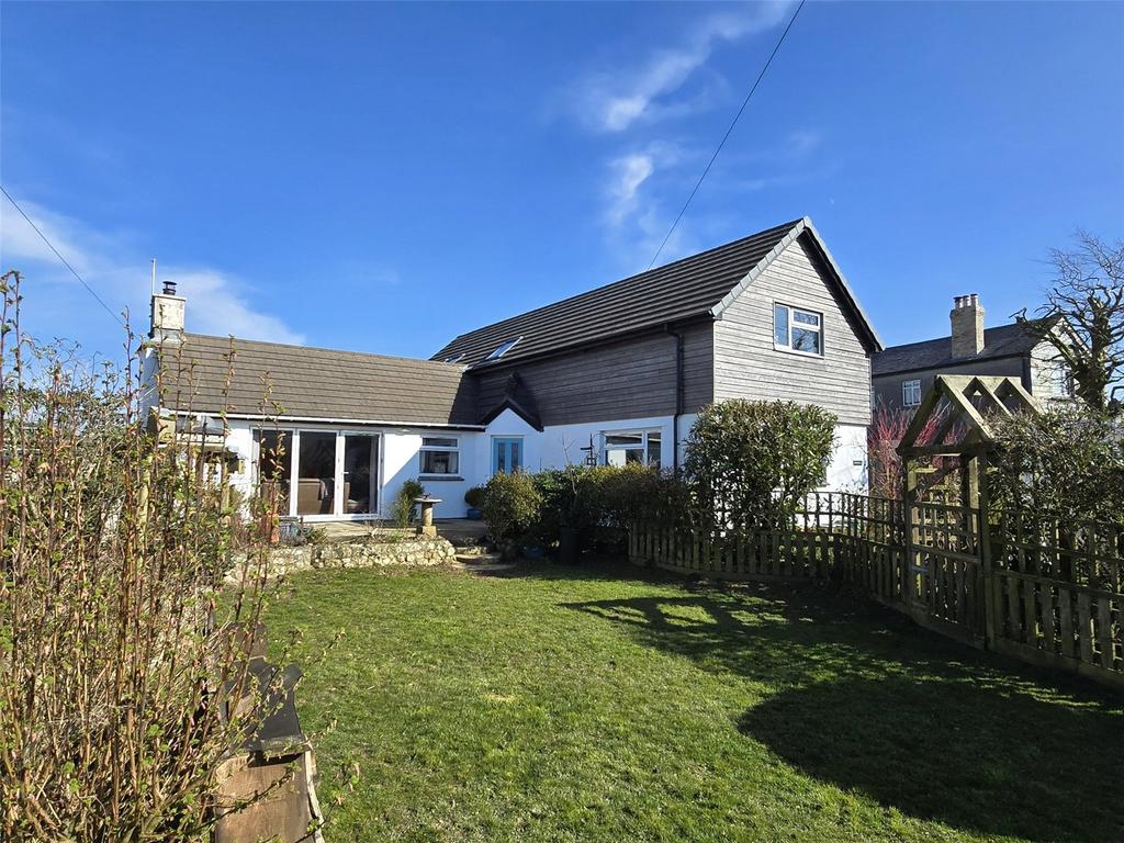 Marshgate, Cornwall 4 bed detached house for sale - £485,000