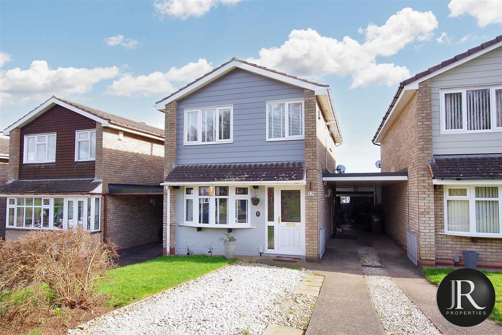 Waverley Gardens, Rugeley WS15 3 bed link detached house - £289,950