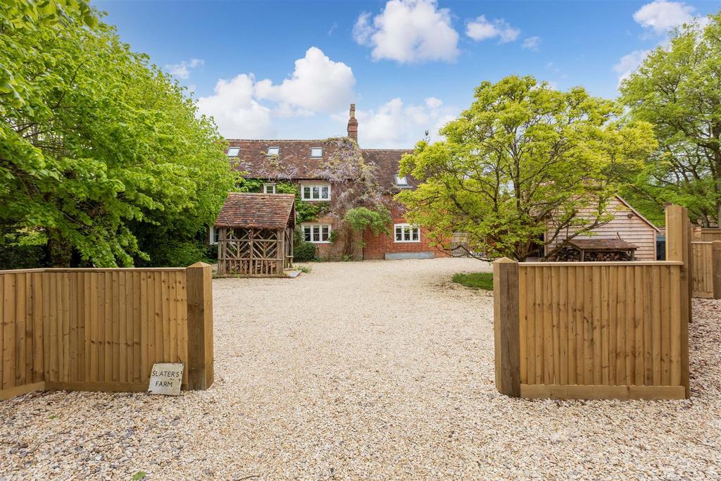 Church Lane, Henley-on-Thames RG9 5 bed detached house - £2,100,000