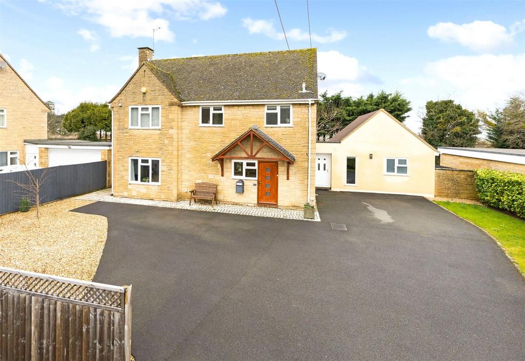 Barn Close, Gretton, Cheltenham... 4 bed detached house - £665,000
