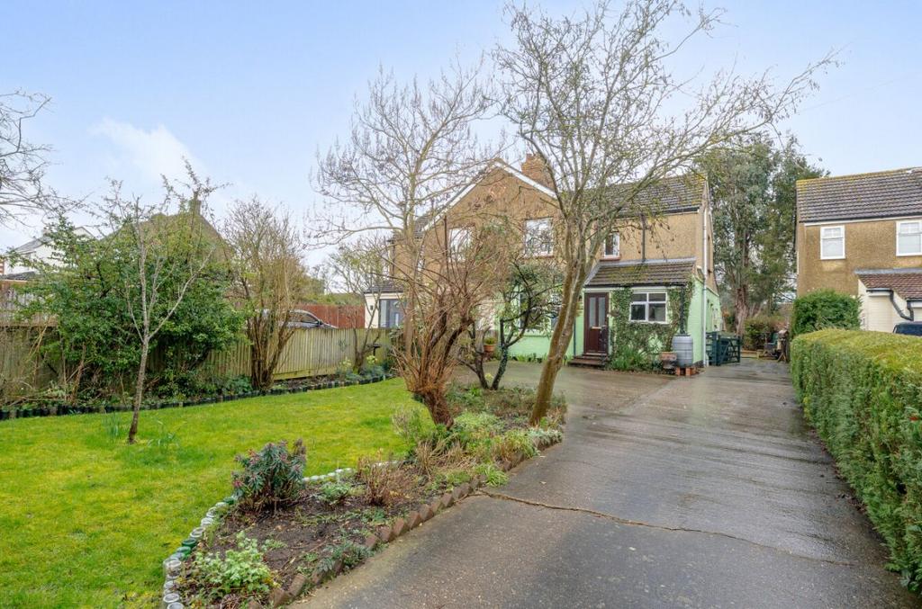 Stagsden Road, Bromham, Bedford 3 bed semi-detached house for sale - £ ...