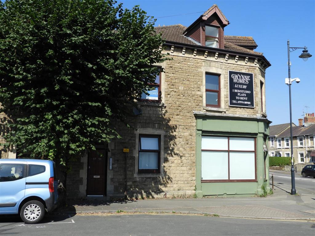 Devizes Road, Swindon SN1 Studio to rent - £550 pcm (£127 pw)