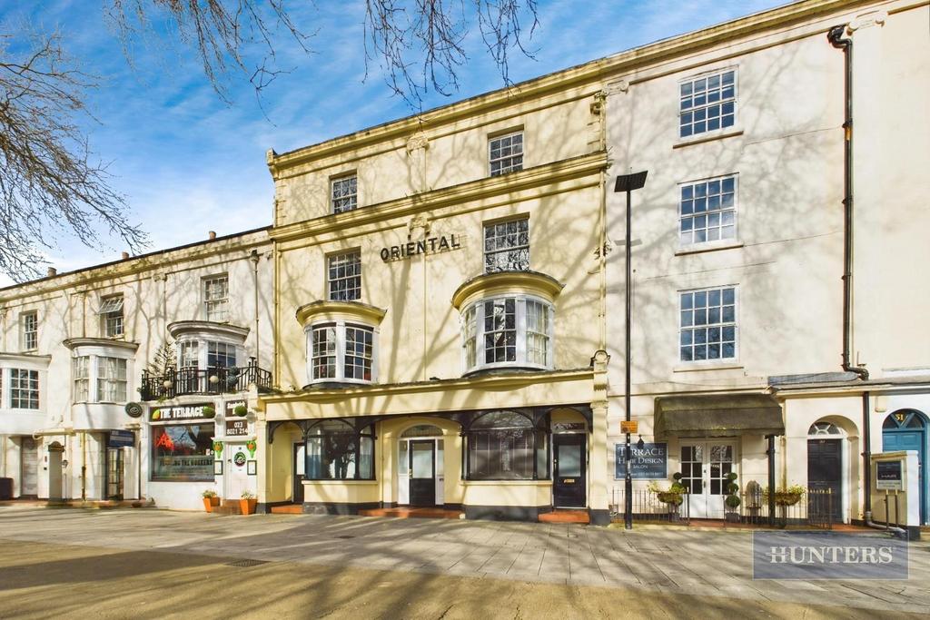 Queens Terrace, Southampton 2 bed flat for sale - £195,000