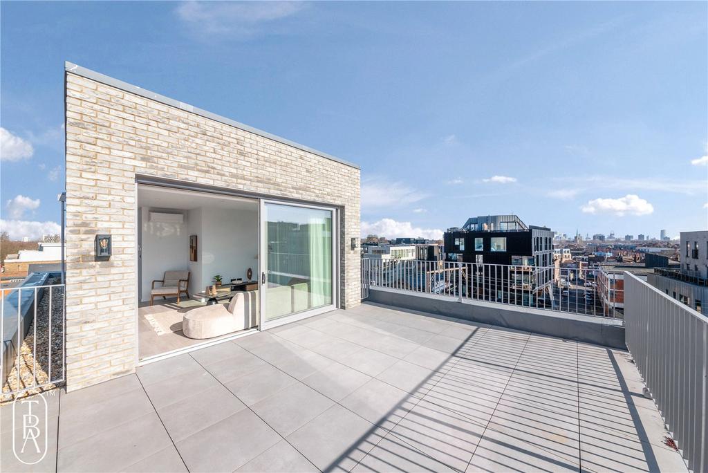 Lamb Lane, London Fields, London, E8 3 bed penthouse - £5,500 pcm (£ ...
