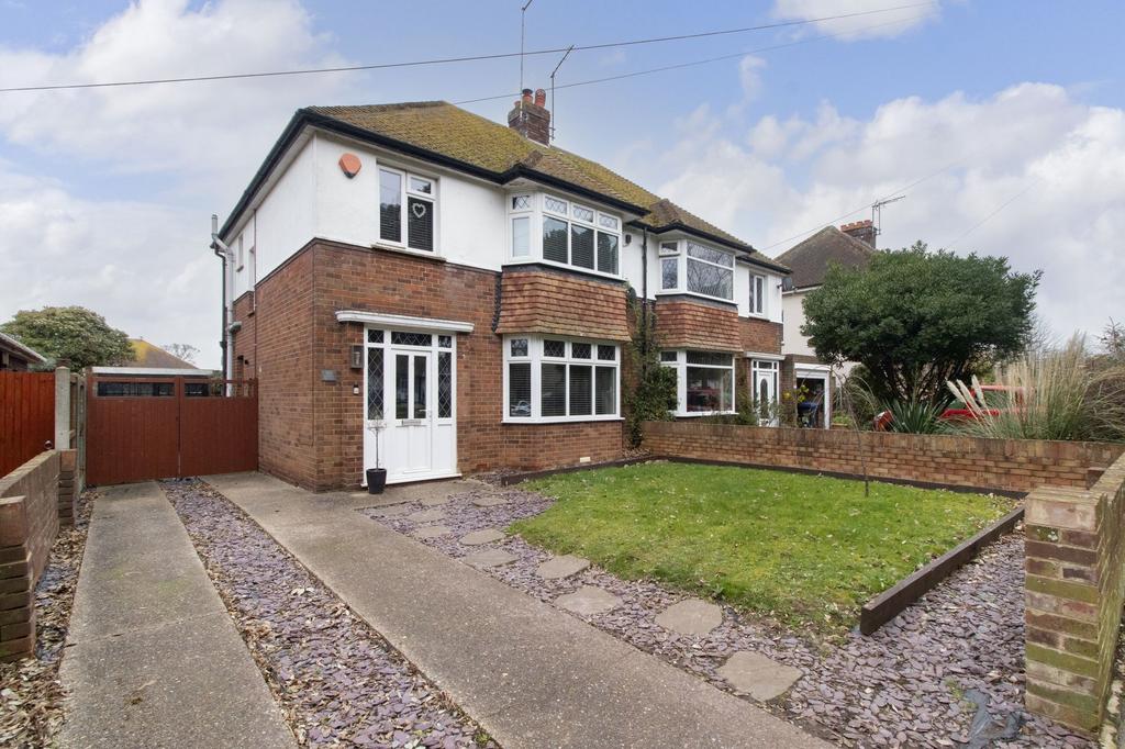 Northdown Park Road, Margate, CT9 3 bed semi-detached house - £425,000