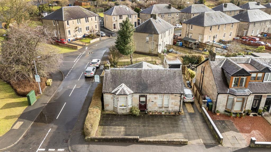 Glasgow Road, Strathaven ML10 2 bed detached bungalow for sale - £195,000