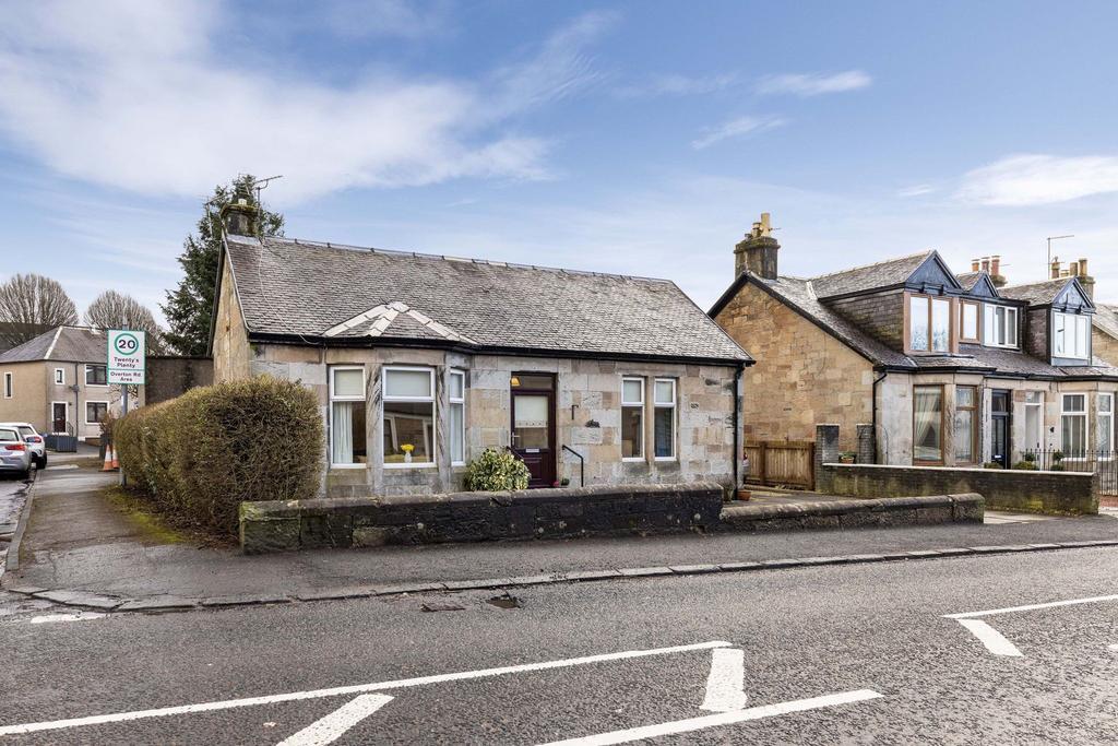 Glasgow Road, Strathaven ML10 2 bed detached bungalow for sale - £195,000